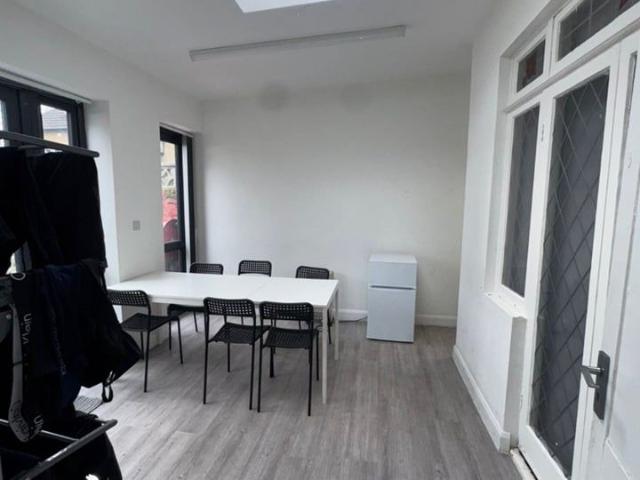 Room in a Shared House, Shelbourne Road, N17