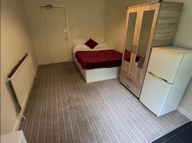 Room in a Shared House, Shirecliffe Lane, S3
