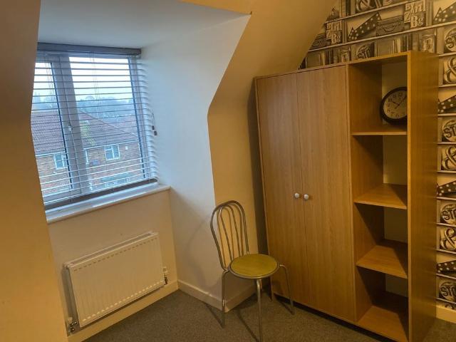 Room in a Shared House, South Parkway, LS14