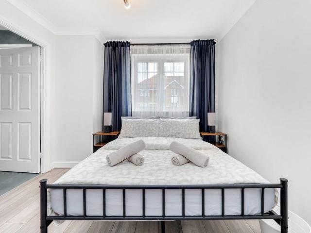 Room in a Shared House, South Road, SW19