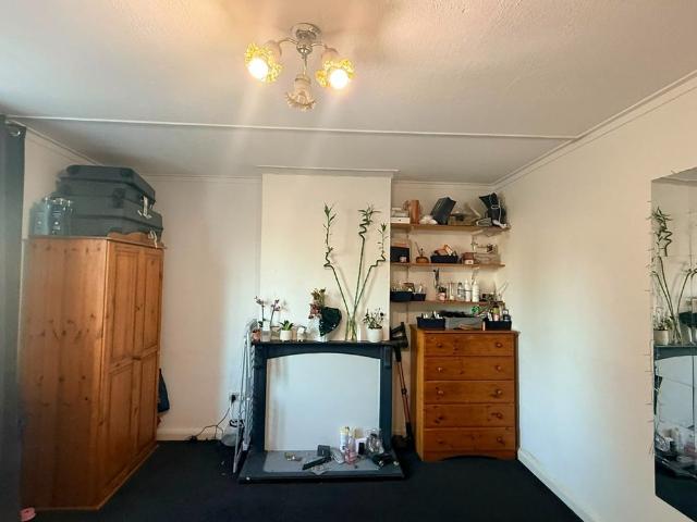 Room in a Shared House, Tallis Grove, SE7