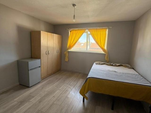 Room in a Shared House, Tower Hamlets Road, E7