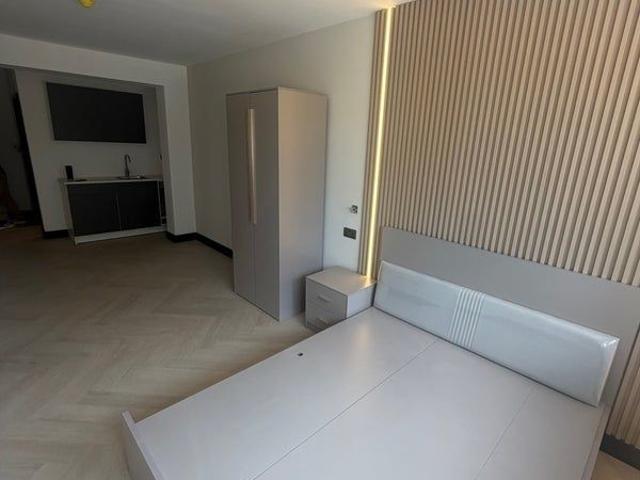 Room in a Shared House, Treve Avenue, HA1