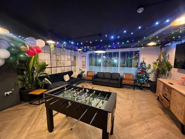 Room in a Shared House, Union Passage, B2