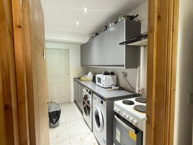 Room in a Shared House, Wyvenhoe Road, HA2