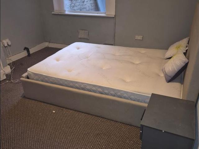 Room in a Shared House, Wadham Road, L20