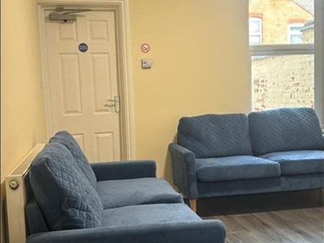 Room in a Shared House, Warwick St, LE3