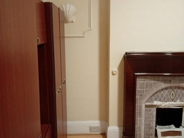 Room in a Shared House, Wavendon Avenue, W4
