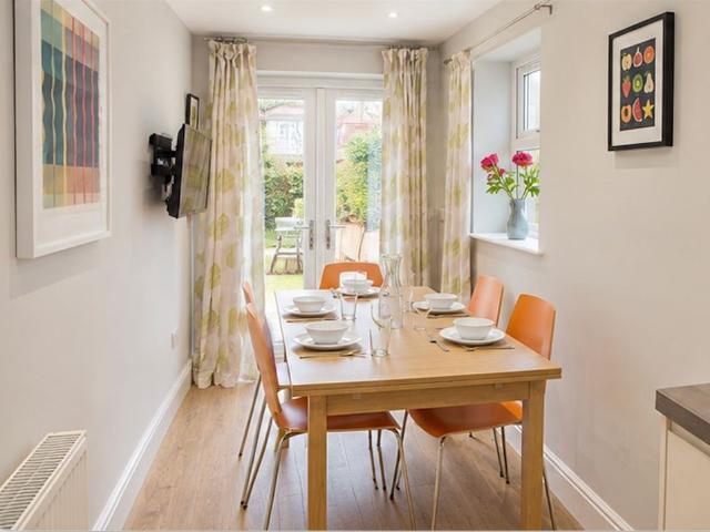 Room in a Shared House, Waverley Road, RG30