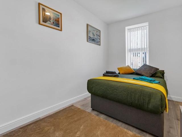 Room in a Shared House, Wells Road, BS4