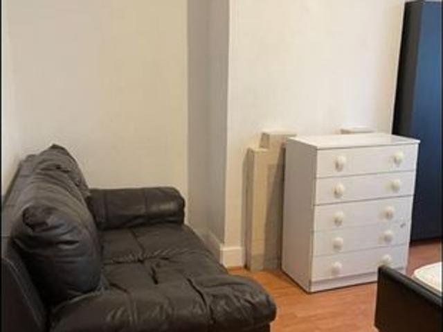 Room in a Shared House, Wembley, HA9
