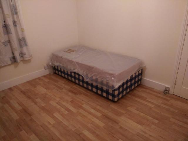 Room in a Shared House, Wembley, HA0