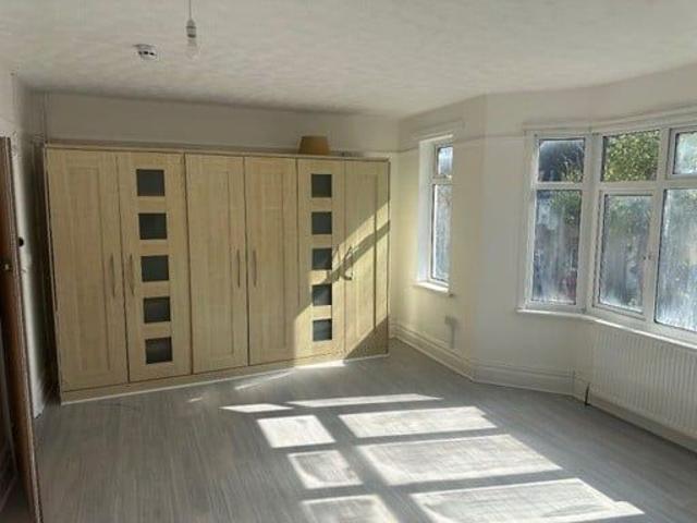 Room in a Shared House, Westbourne Road, LU4