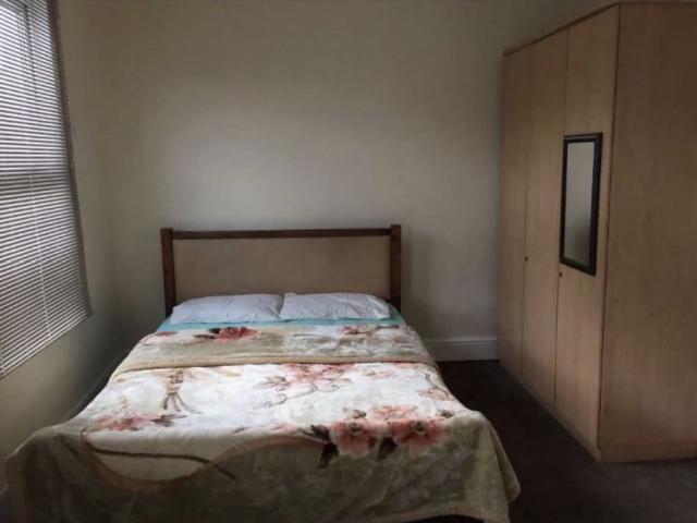 Room in a Shared House, Westbury Road, E7