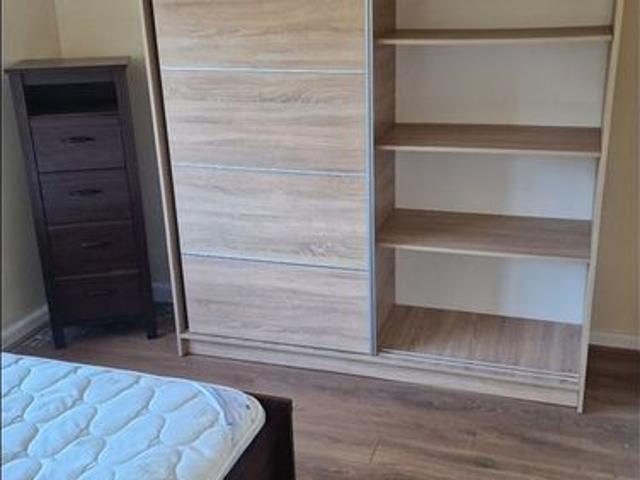 Room in a Shared House, Westminster Ave, CR7