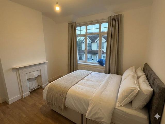 Room in a Shared House, Windermere Road, CR0