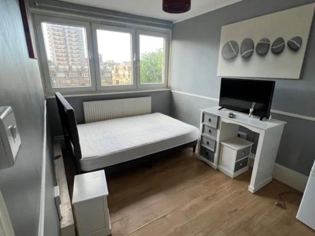 Room in a Shared House, Winford Court, SE15