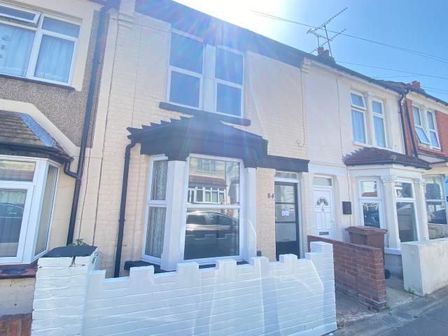 room in Albany Road, Gillingham