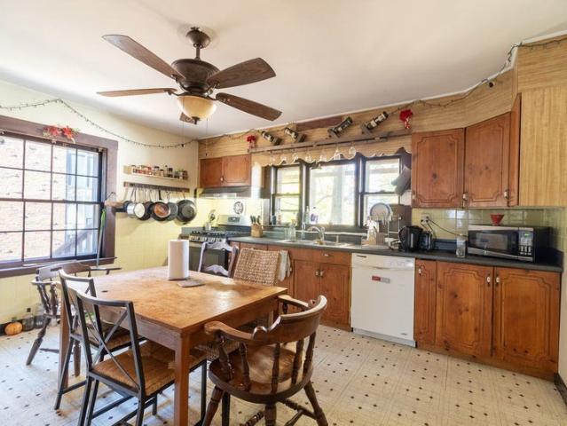 Room in Allston on a flexible lease