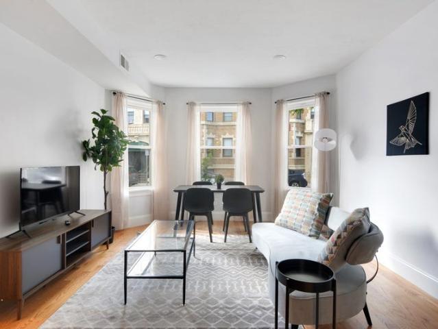 Room in Allston on a flexible lease