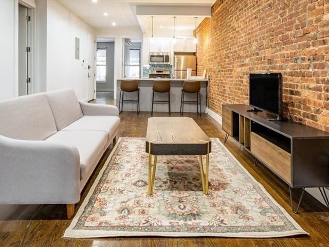 Room in Bushwick on a flexible lease