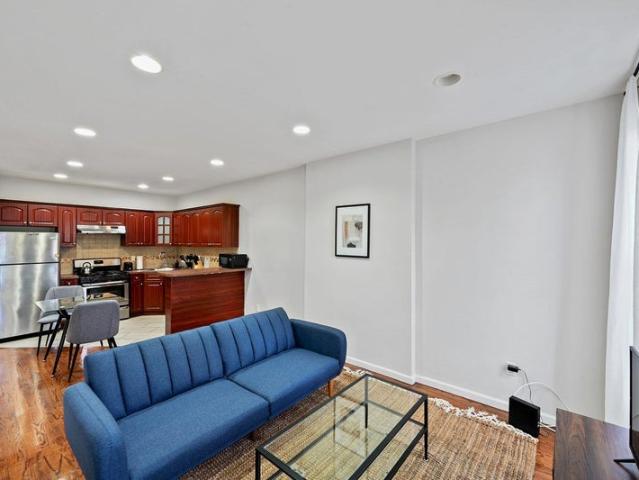 Room in Bushwick on a flexible lease