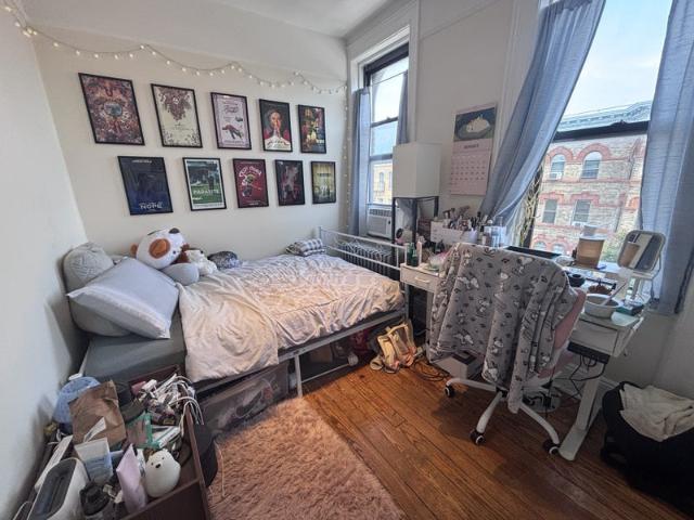 Room in Bushwick Available 10/1