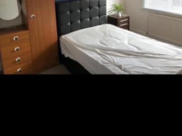 room in Burgess Road, Southampton, SO16 7AH