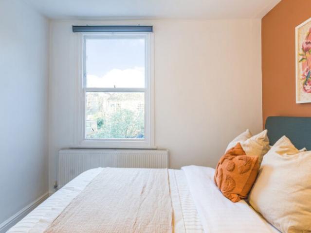 room in Balham