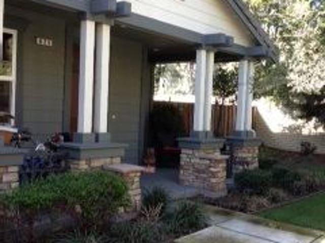 Room in Beautiful Townhouse Downtown San Jose