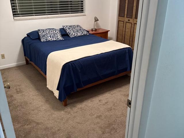 Room in beautiful, peaceful Southwest Ranches for