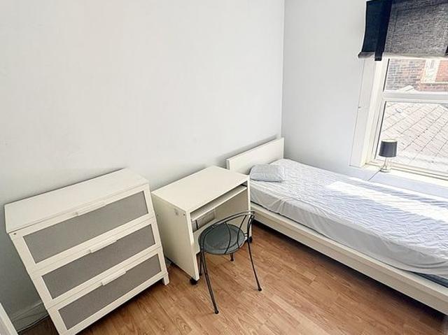 Room in Birmingham