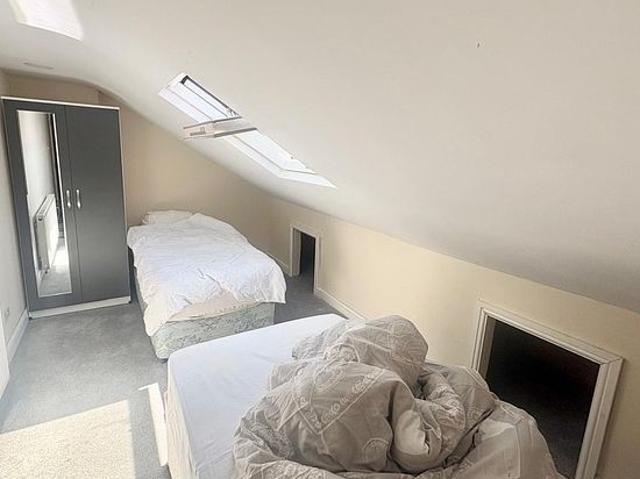 Room in Birmingham