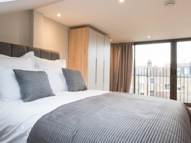 room in Brixton