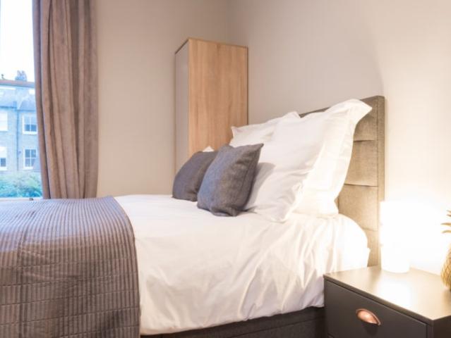 room in Brixton
