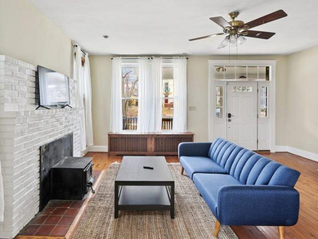 Room in Brookland on a flexible lease