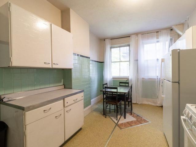 Room in Brookline on a flexible lease