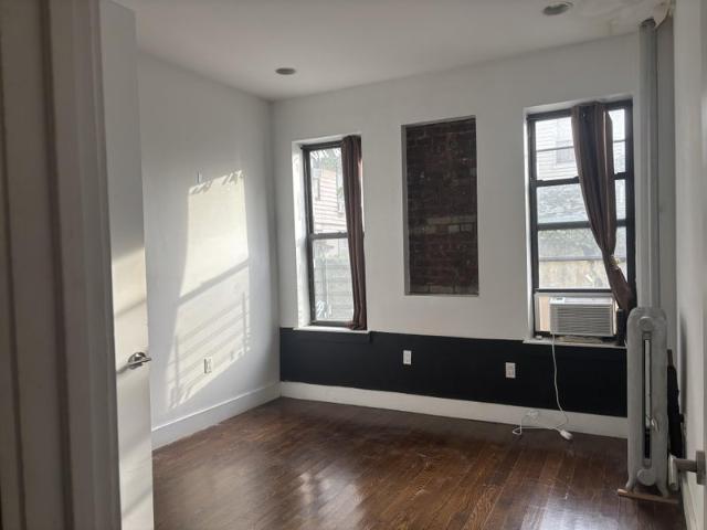 Room in Brooklyn! $1100 per month