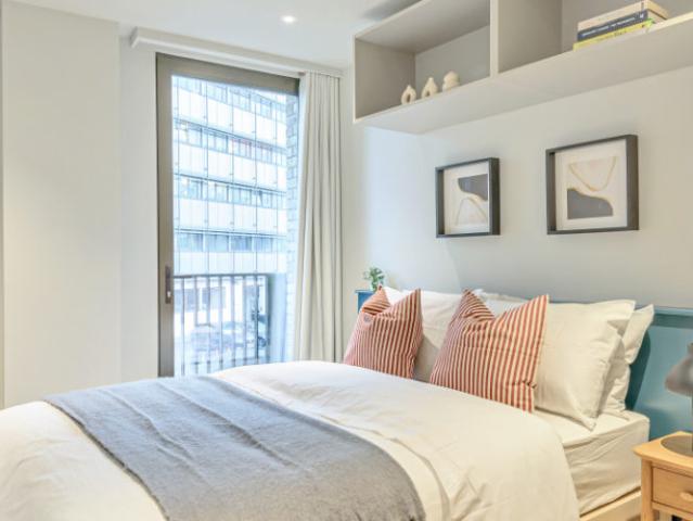 room in Camden Street