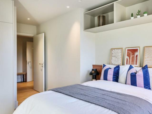 room in Camden Street