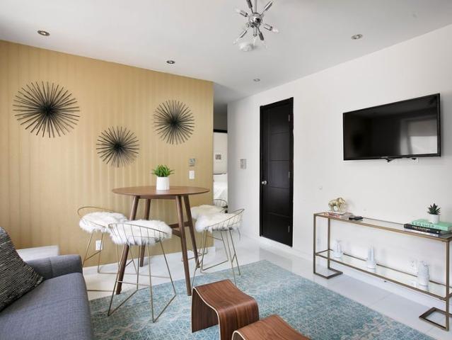Room in Central Harlem on a flexible lease