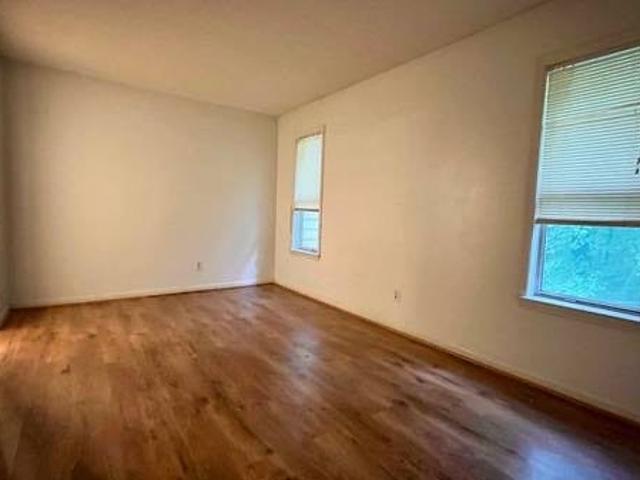Room in Chapel Hill $575 water included