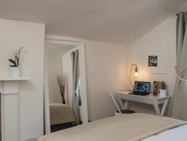 room in Clapham
