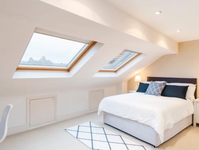 room in Clapham