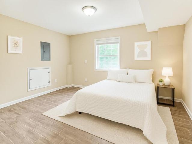 Room in College Park Near ATL Airport, Shops & Di