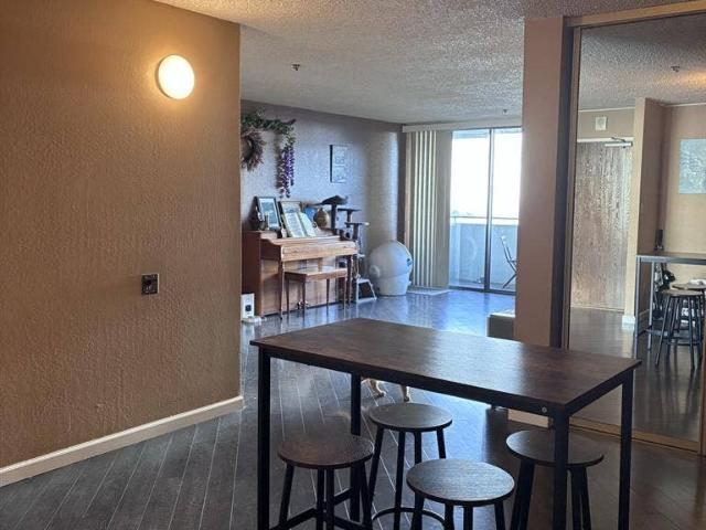 Room in Condo for Rent