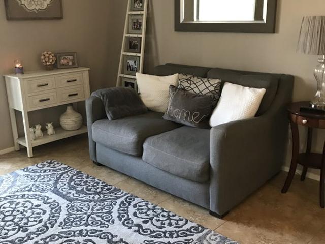 ROOM IN CONDO WITH FULL BATH