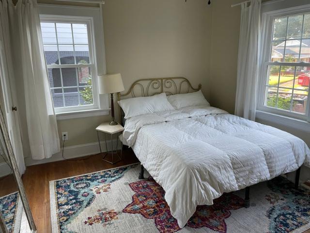 Room in cozyshared home in Westview near Lee+Whit