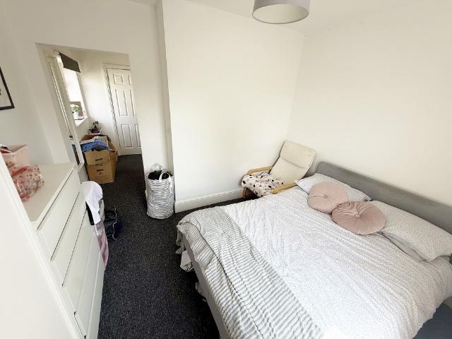 room in Cromwell Road, Southampton