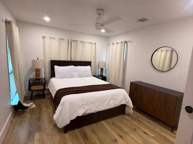 Room in Dallas for rent